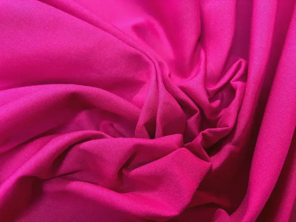 Quels Tissus Choisir pour une Robe ? Le Guide Ultime pour un Choix ...